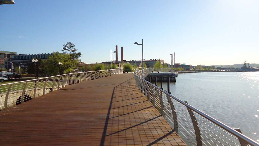 Yards Waterfront Park - Crescent Michaels